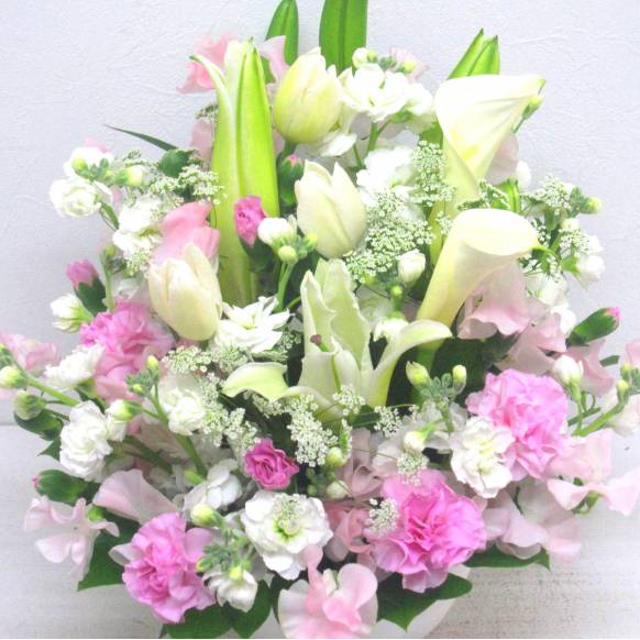 お取り寄せ オリジナルフラワー 《Funal arrangement》Spring Light Pink｜花キューピット・ お取り寄せフラワーギフト
